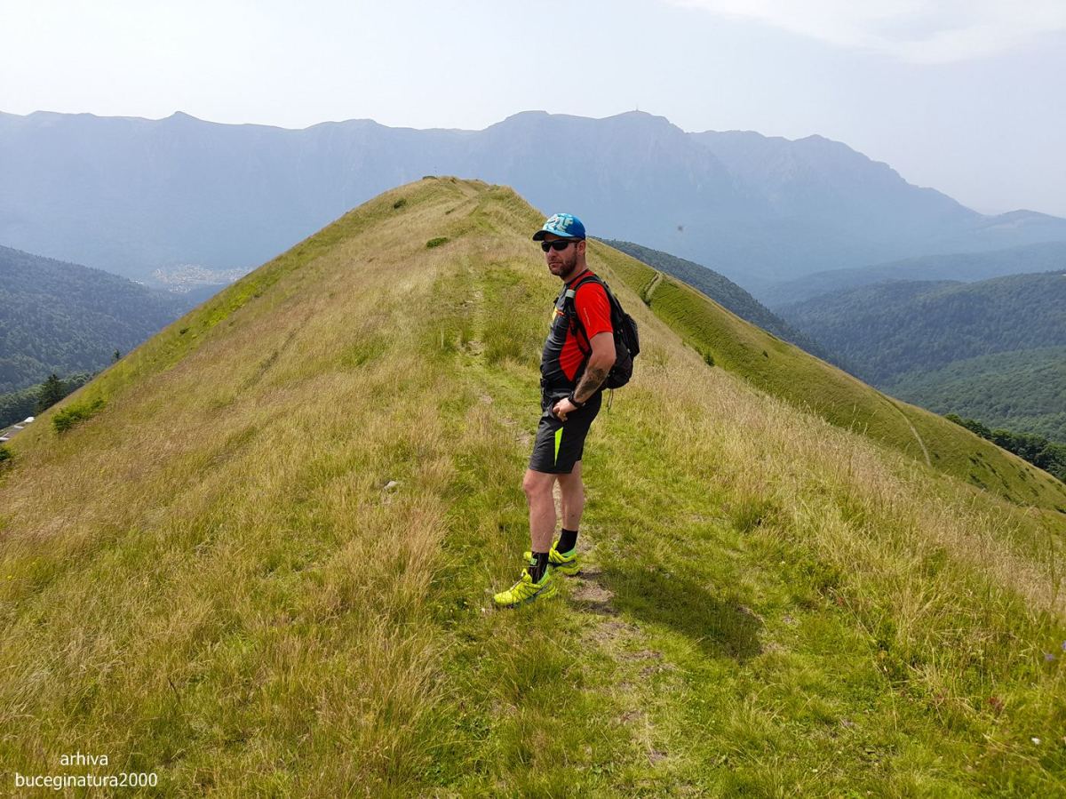 Din Azuga prin culmea Baiului la Poiana Tapului – BUCEGI NATURA 2000